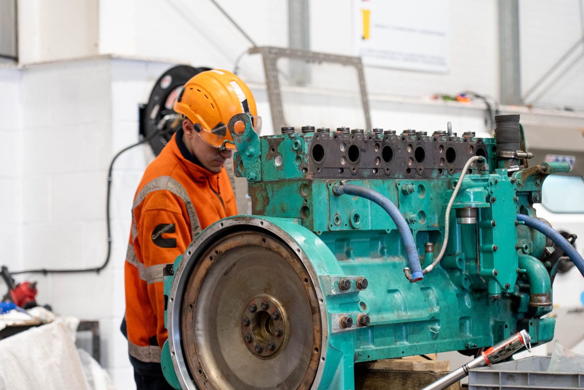 The Difference Between A Generator Service and Repair - Pleavin Power ...